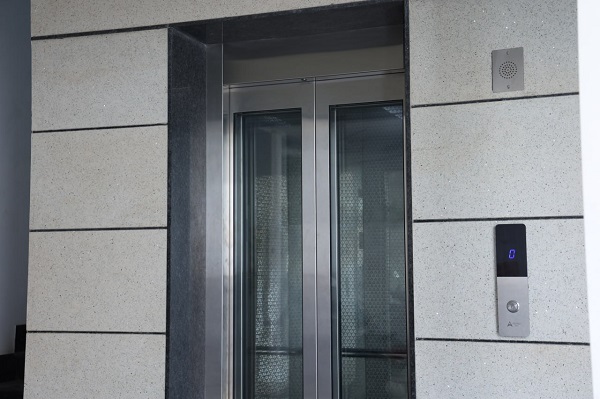 Common Elevator Problems and How to Prevent Them | Orono Lifts Private ...